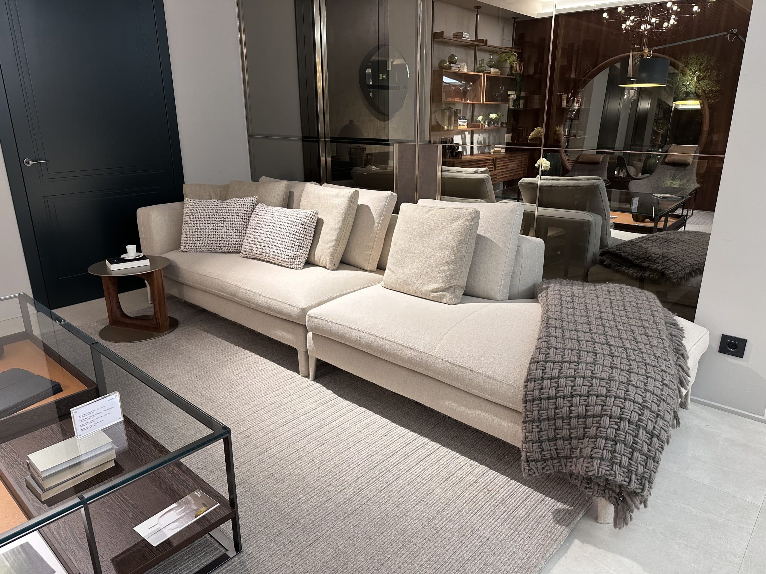 EXCLUSIVE OUTLET | BANNI